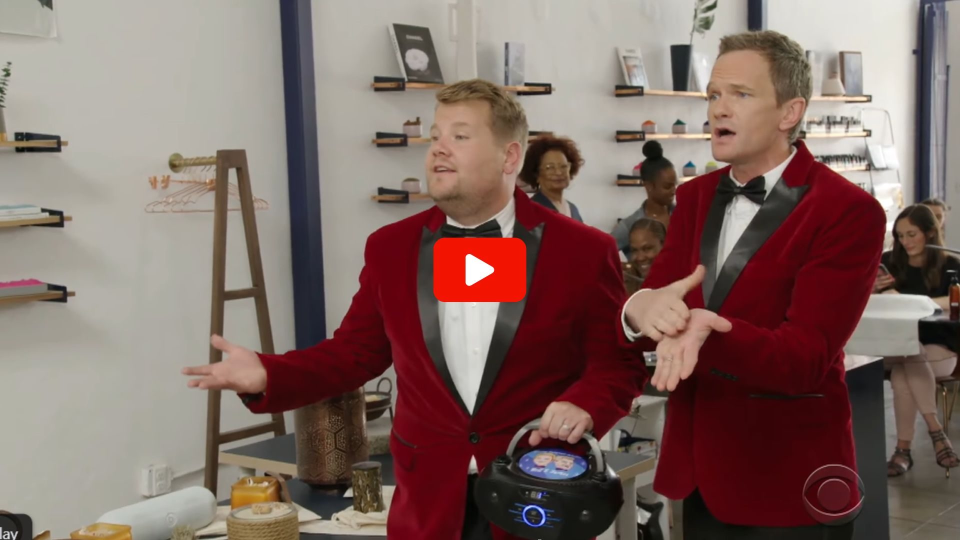5 Videos of Singing Telegrams from TV Shows & Pranks